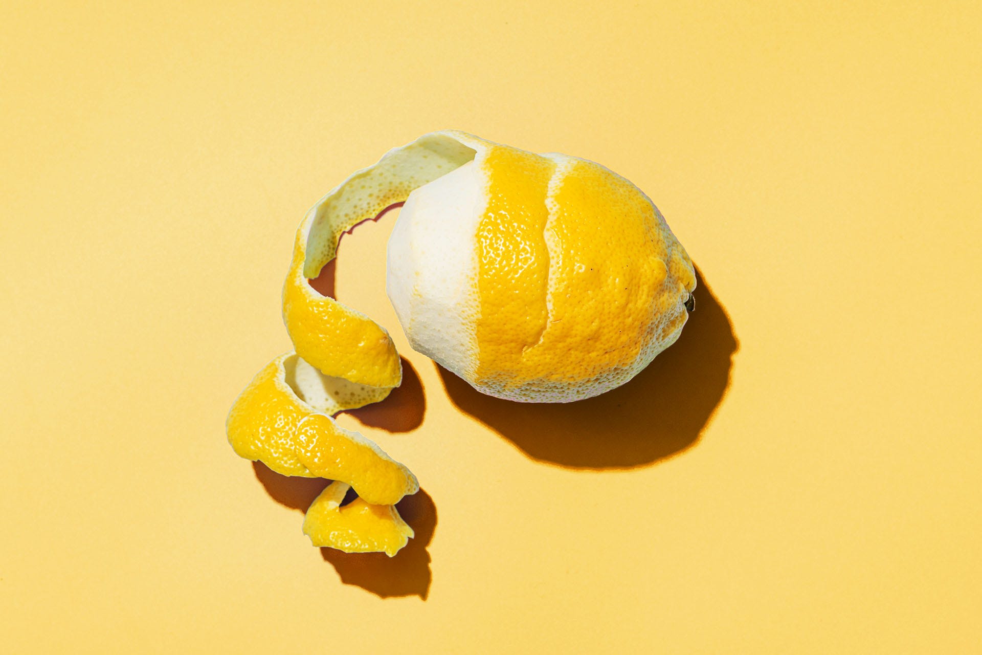 How to Make a Lemon Twist Cocktail Garnish | Wine Enthusiast