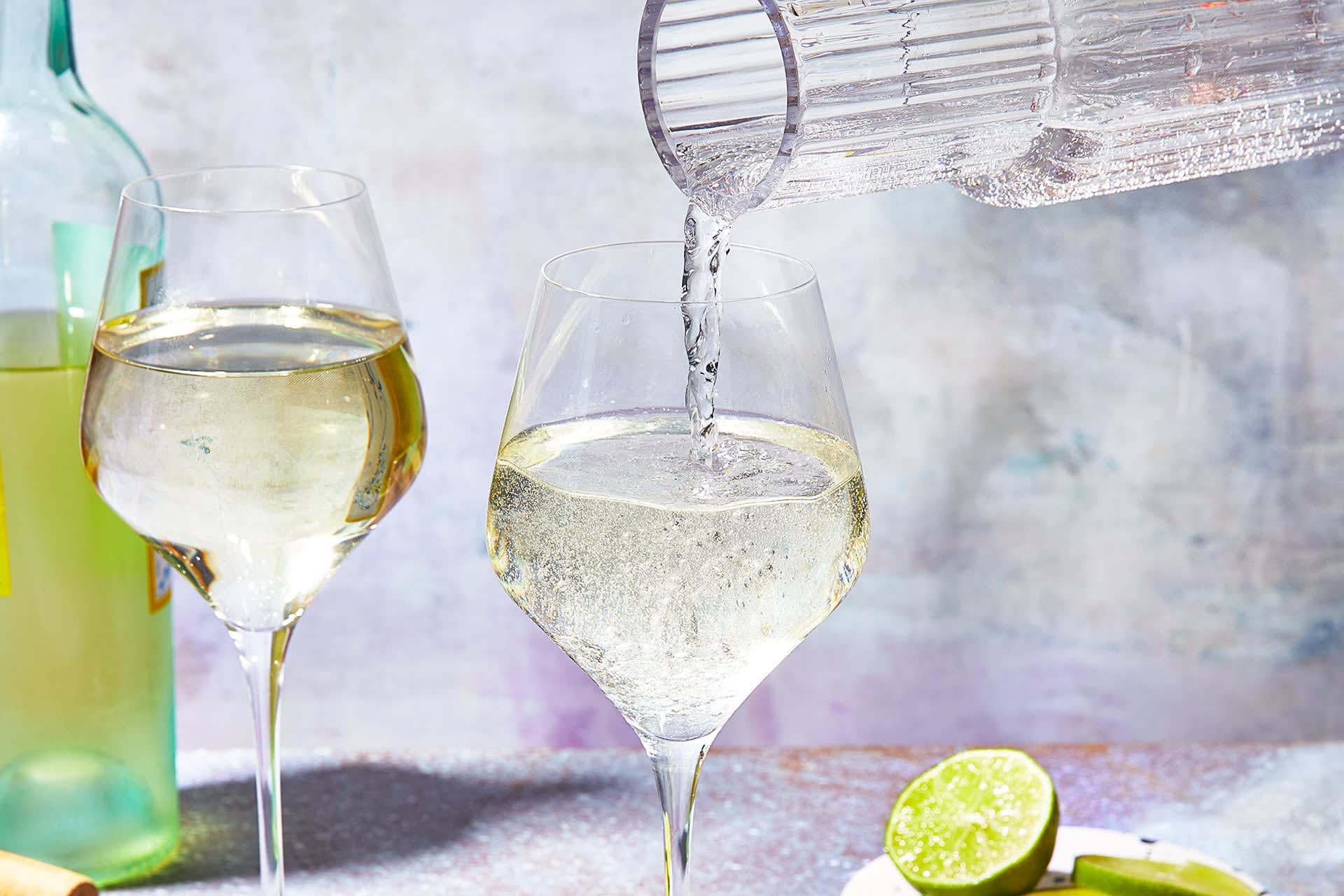 White Wine Spritzer Recipe | Wine Enthusiast