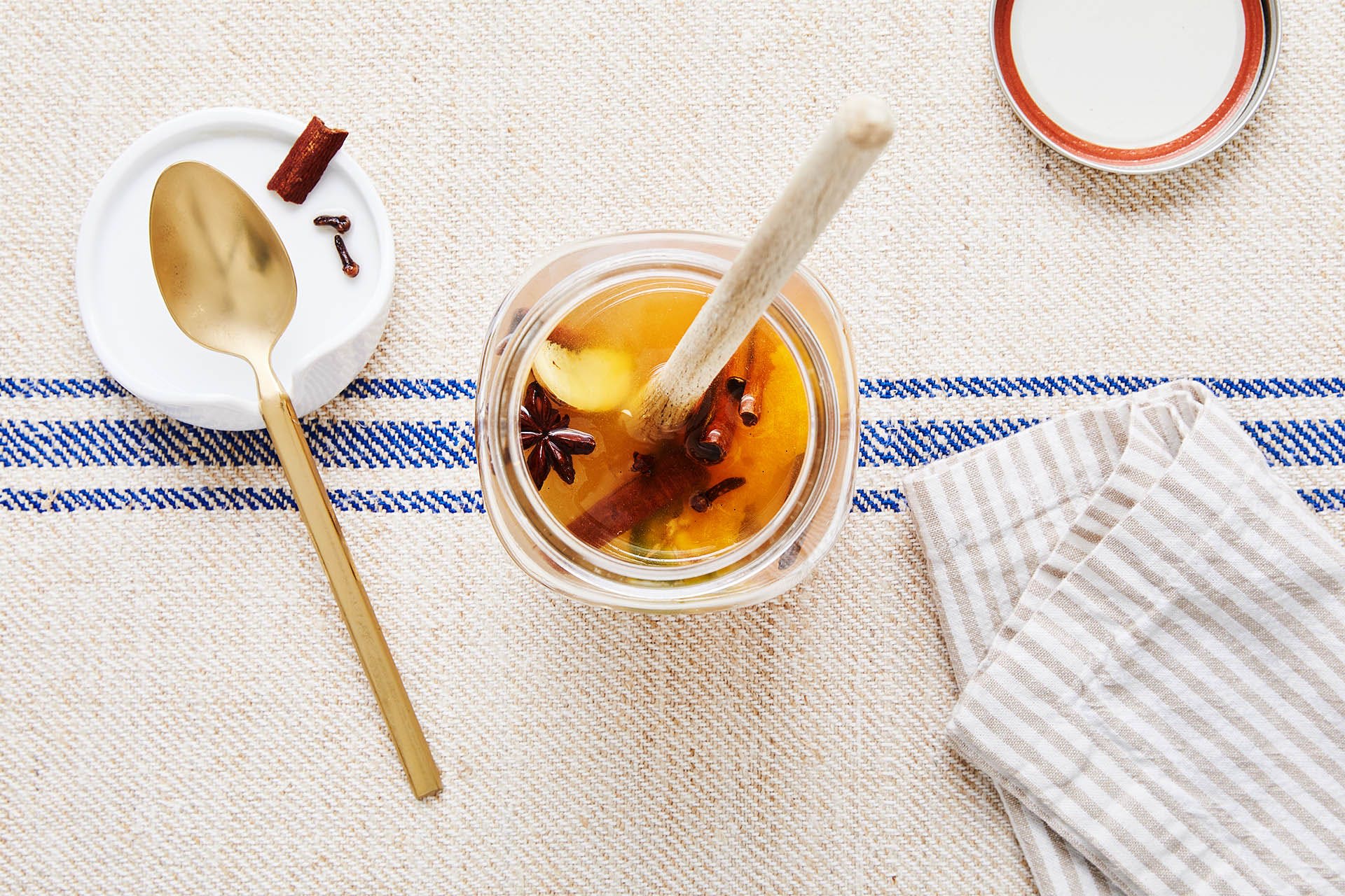 How to Make Your Own Spiced Rum at Home | Wine Enthusiast