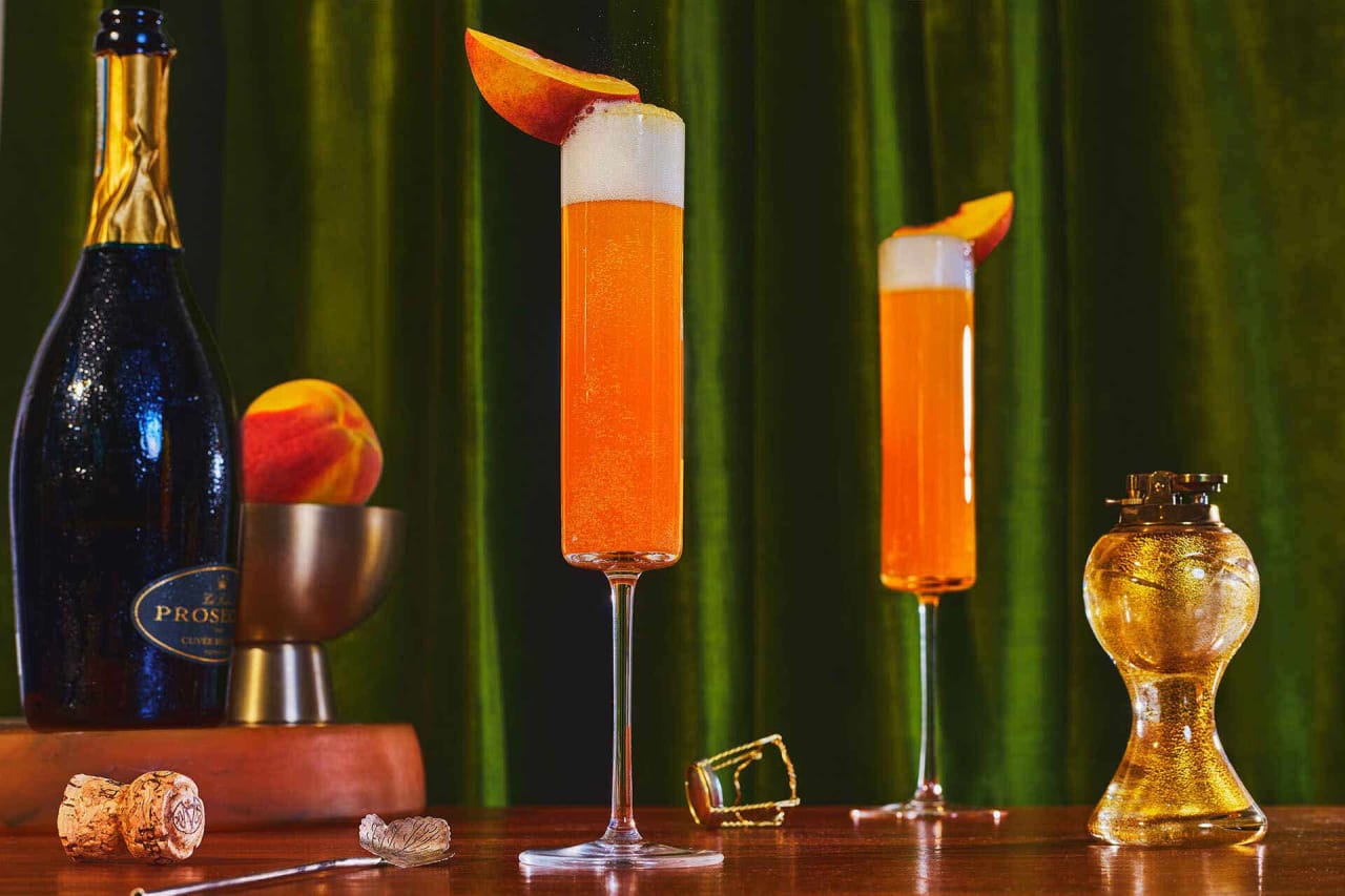 How to Make a Bellini Cocktail | Wine Enthusiast