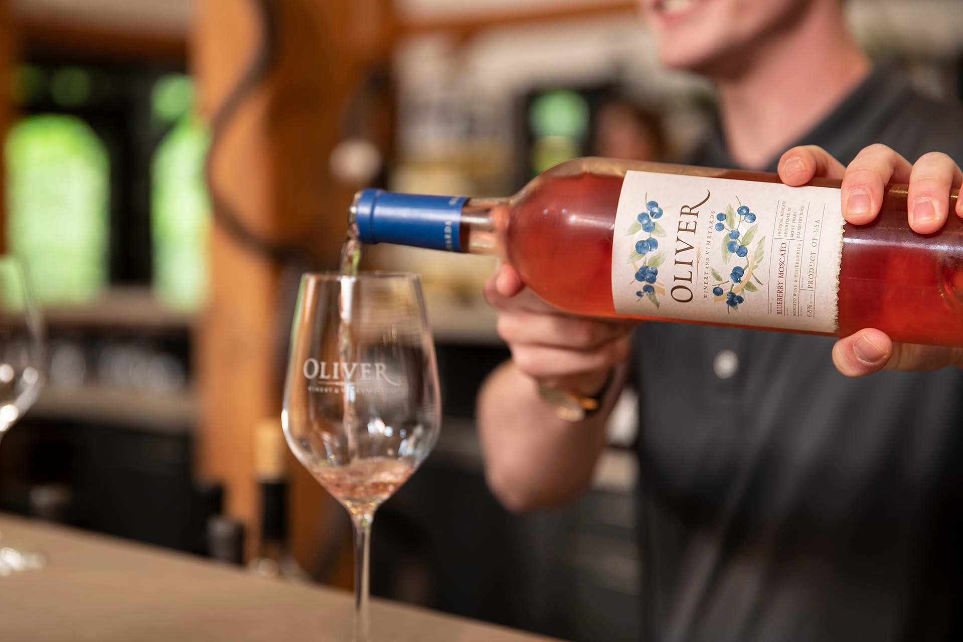 Navigator London Dry Gin Rating and Review | Wine Enthusiast