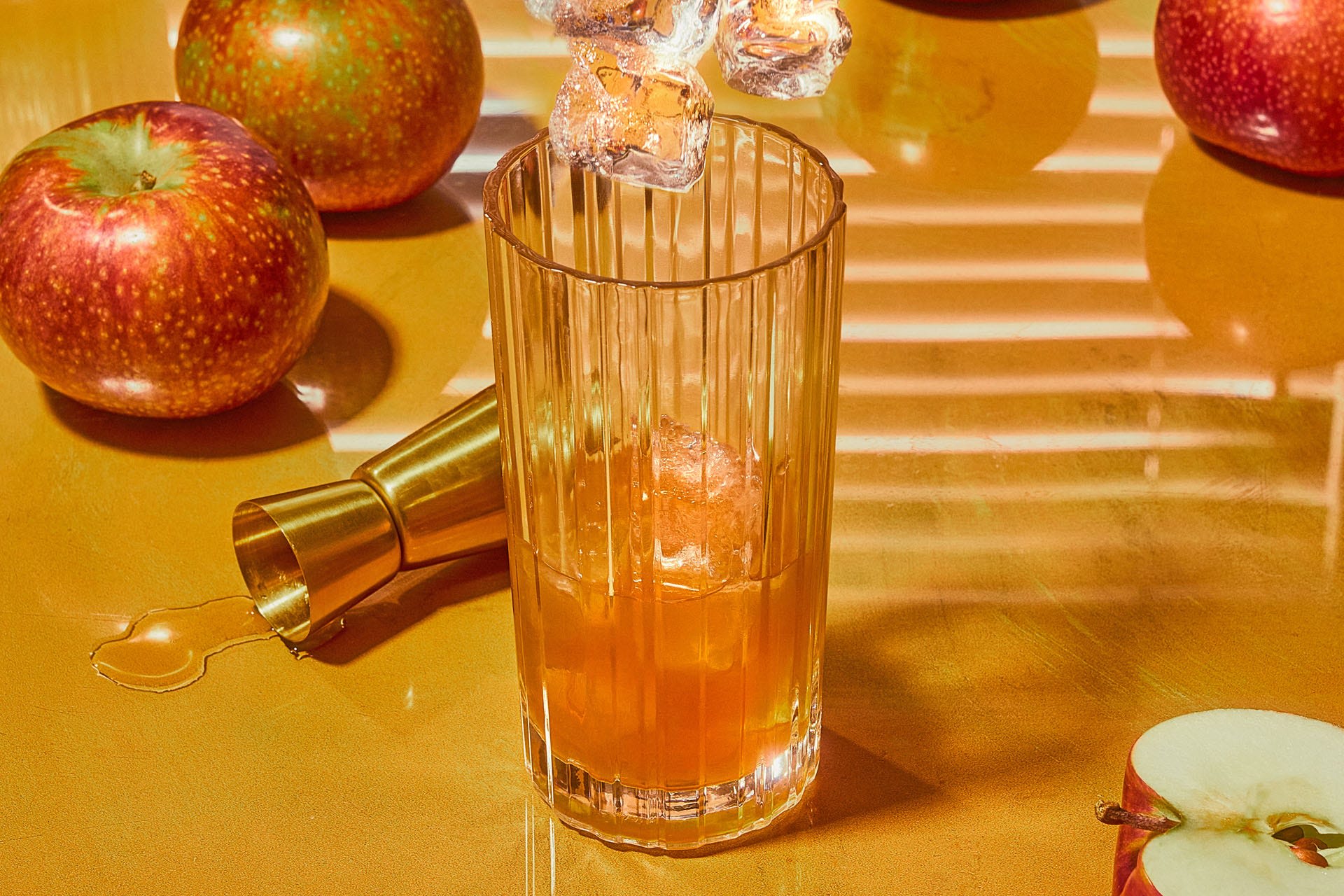 Apple Cider Spritz Recipe | Wine Enthusiast