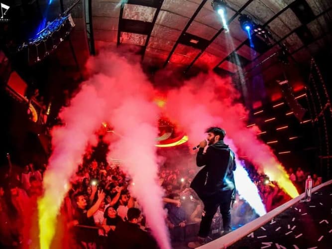 MTV Hip Hop Hustle Fame Rapper RCR Performs 'LIVE' at XU - Fashion Bar ...