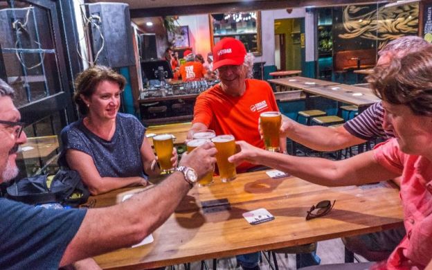 Pub Crawling, Beer Tasting and Historic Walking Tour in The Rocks