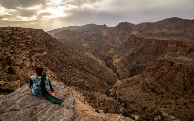 Guided Tour Jebel Shams: The Grand Canyon of Oman - Book Muscat tours ...