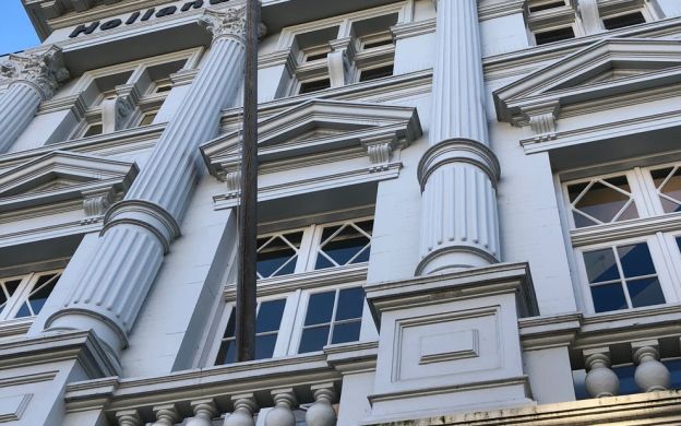 Virtual Reality Anne Frank House Tour: An Amsterdam Experience – isango!