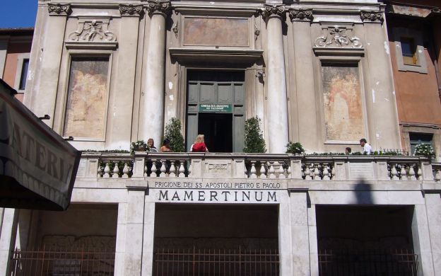 Colosseum Priority Entrance, Mamertine Prison & Roman Forum Tickets