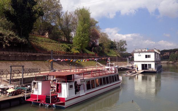 Rome Hop On - Hop Off Boat Tour