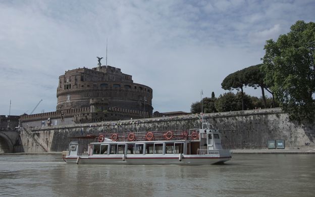 Rome Hop On - Hop Off Boat Tour