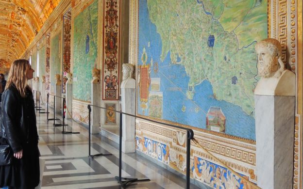 Visita Imprescindible a la Capilla Sixtina, los Museos Vaticanos y la ...