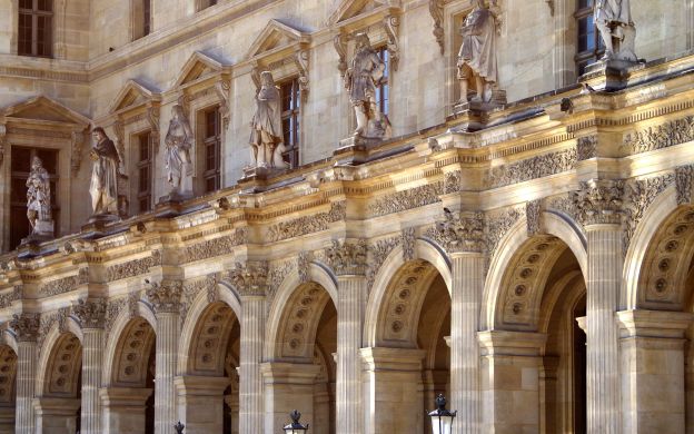 Louvre Museum - Fast Track E-Ticket