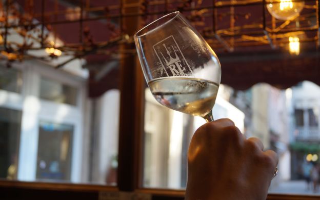 Prosecco Tasting in a Venetian Bar