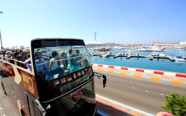 Big Bus Abu Dhabi: Hop-On, Hop-Off Bus Tour