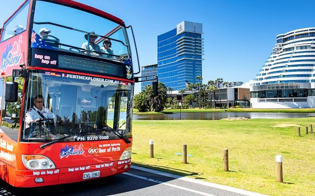 City Tours Perth: Hop-On, Hop-Off Tour with Bell Tower Ticket