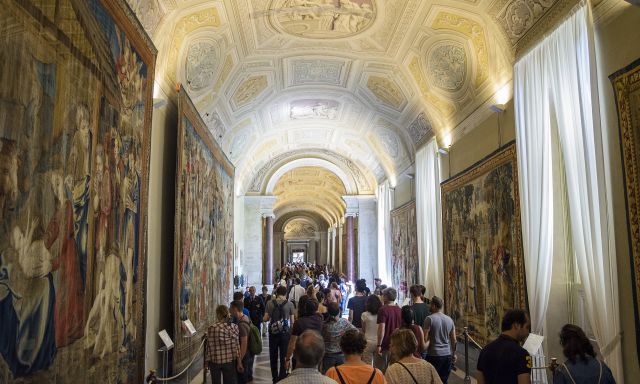 Vatican Tickets - Guided Tours, Museum Tours | Hop-on Hop-off Bus
