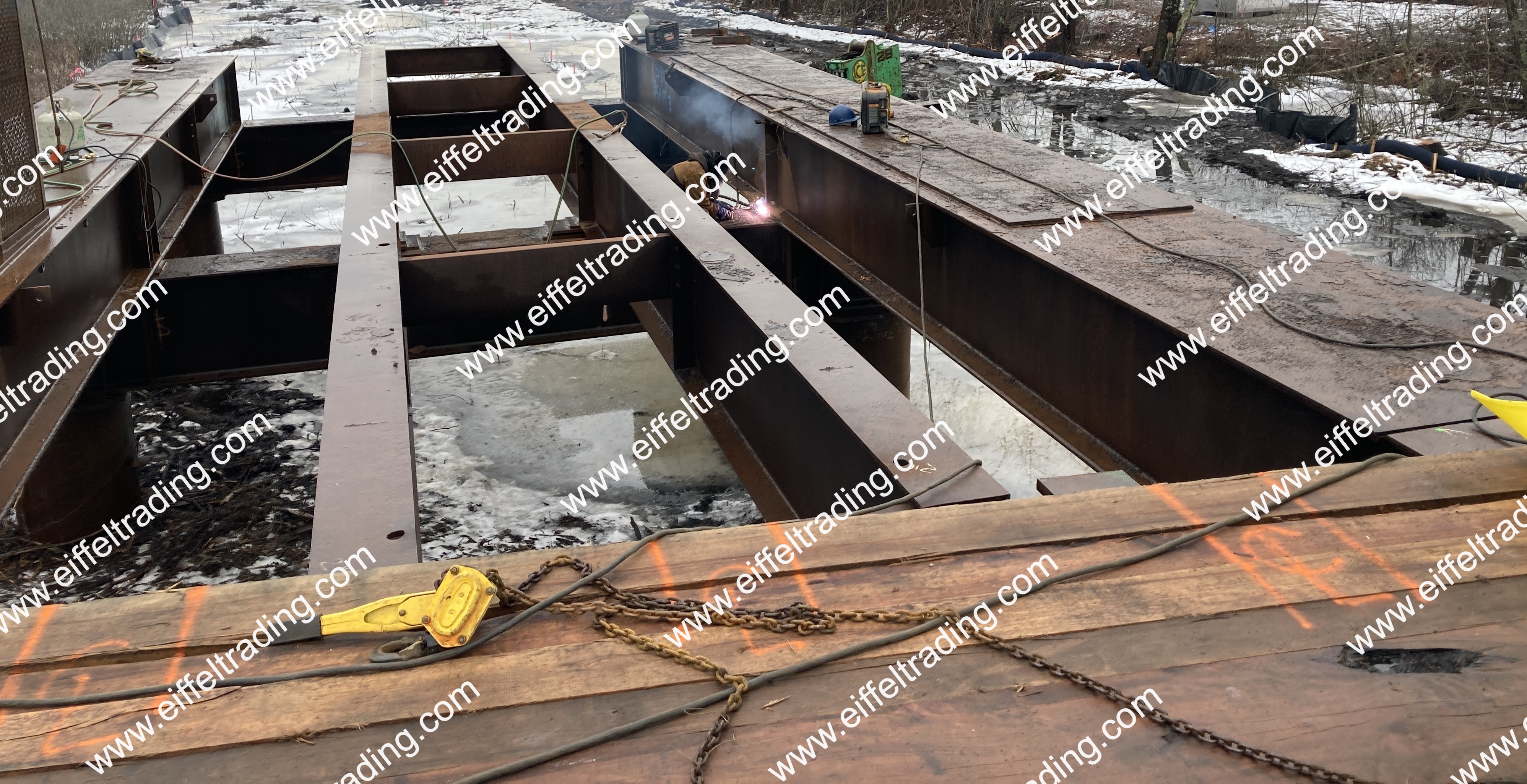 1,000LF of Crane Access Trestle for 330T Crane | Eiffel Trading