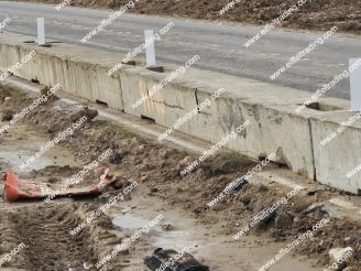 Barrier Wall - Eiffel Trading