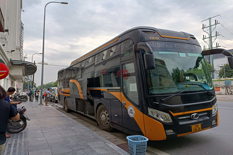 Xe King Express giường nằm cabin từ Hà Nội đi Sapa - VSV Travel | Tour ...