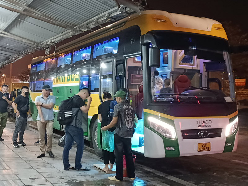 Xe Kadham Bus giường nằm cabin từ Sapa về Hà Nội - VSV Travel | Vé xe ...