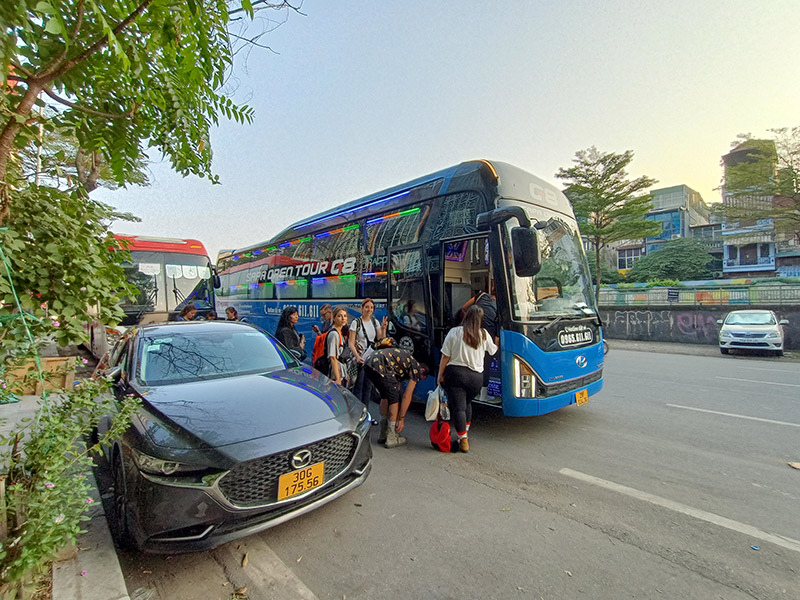 Xe G8 Open Tour giường nằm cabin từ Hà Nội đi Sapa - VSV Travel | Tour ...