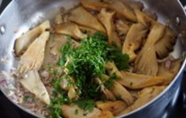 Pleurotes sautés beurre persil - Recette par Chef Simon