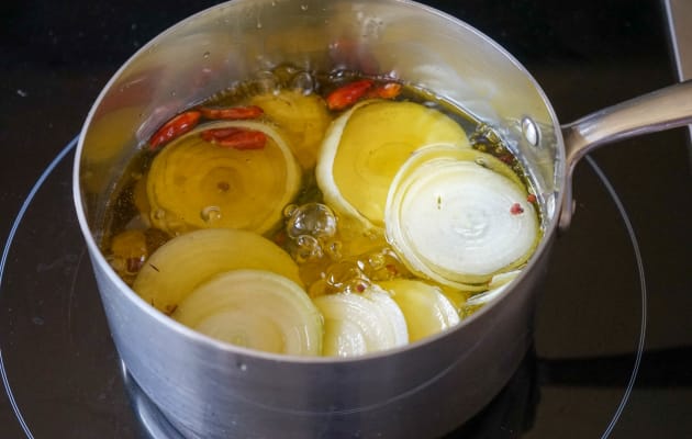 Achards de citrons et gingembre en condiments et base de sauce ...