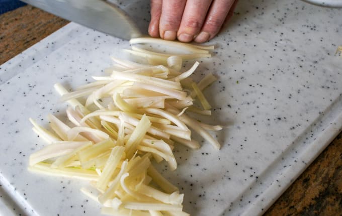 Éplucher et ciseler les bettes (ou blettes, ou poirées) - Technologie ...