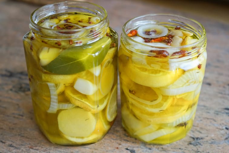 Achards de citrons et gingembre en condiments et base de sauce ...