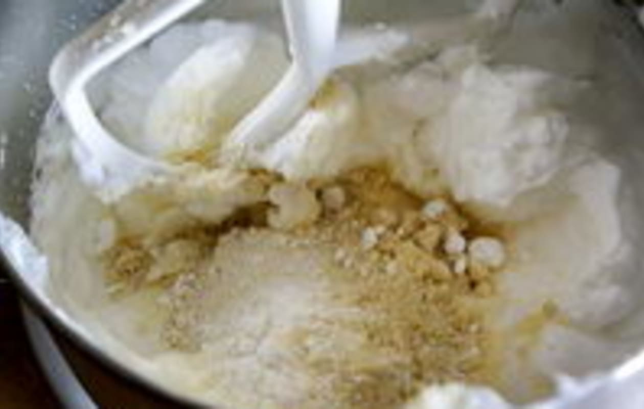 Dacquoise ou Biscuit dacquoise - Recette par Chef Simon