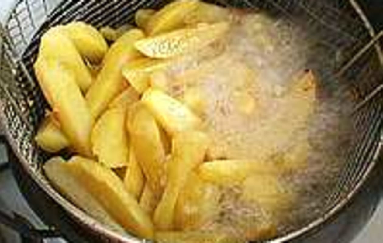 Frites maison : pommes frites ou pont-neuf, allumettes, pailles ...