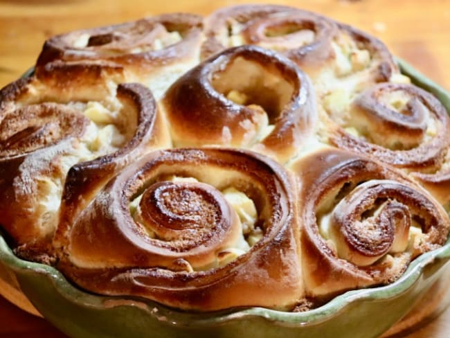 Brioche comme un chinois aux pommes, noisette et cannelle - Recette par ...