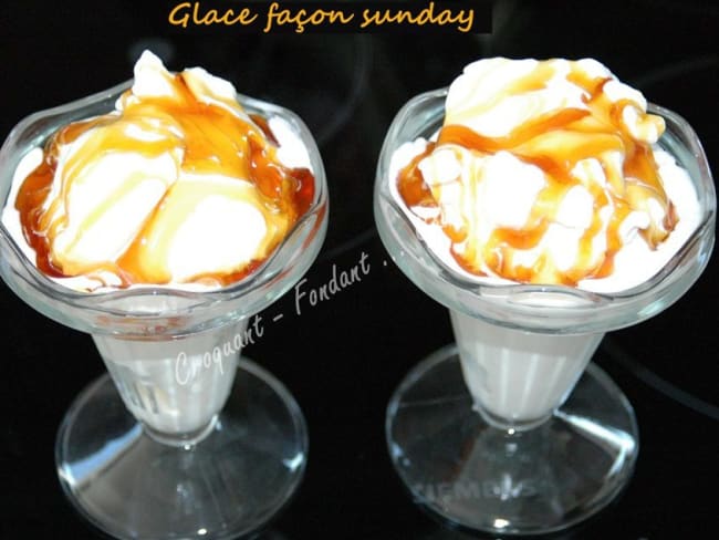 Glace façon Sunday au caramel liquide - Recette par Croquant - Fondant ...