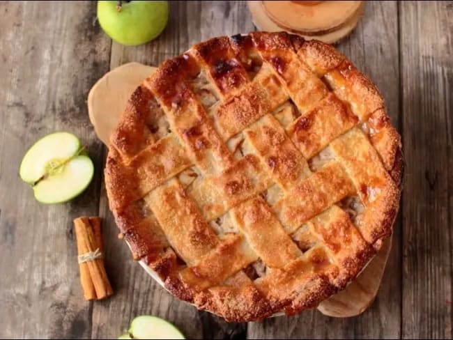 American apple pie : le tourte aux pommes américaine - Recette par ...