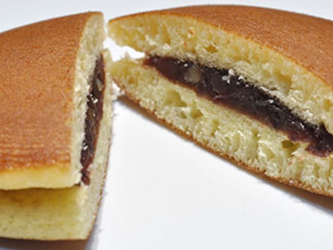 Dorayaki : un gâteau japonais gâteau fourré aux haricots rouges ...