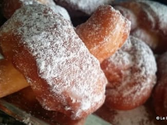 Pounchki ou Pączki : des beignets polonais fait maison - Recette par ...