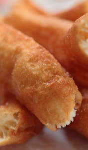 Chouchous, beignets, chichis... Les incontournables de la plage. 10 ...