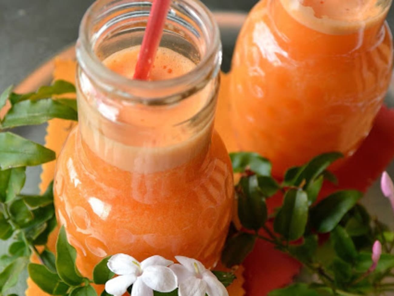 Jus de pamplemousse rosé, orange, carotte et gingembre : recette Jus de ...