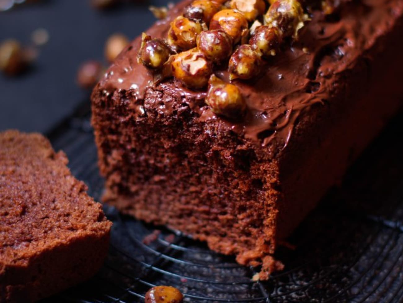 Cake chocolat et noisettes caramélisées : recette Cake chocolat et ...