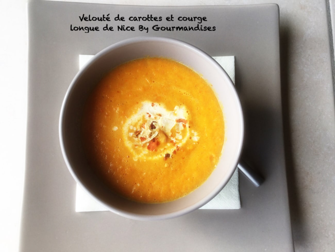 Velouté de carottes, courge longue de Nice à la crème : recette Velouté ...