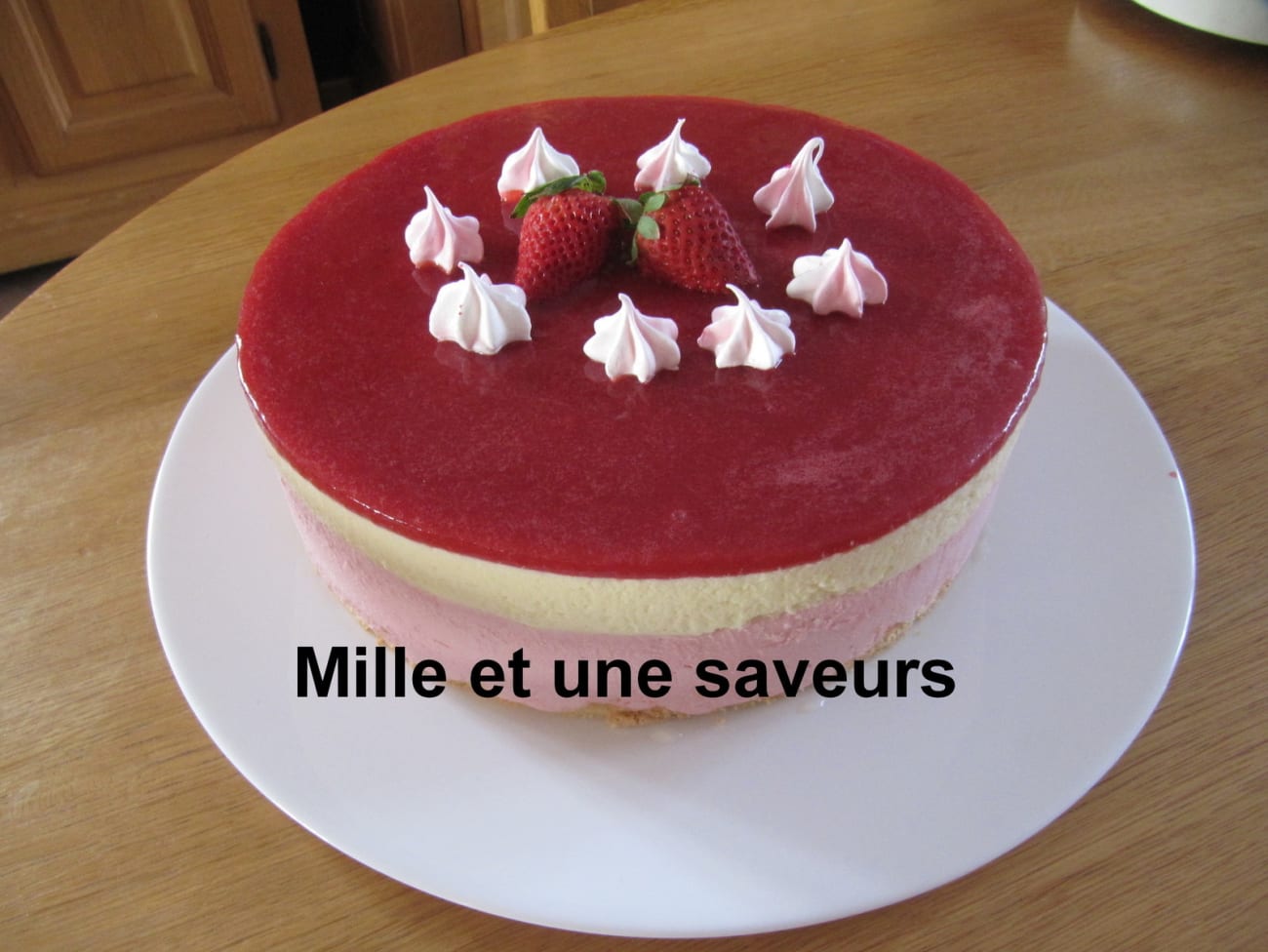 Entremet fraise et chocolat blanc : recette Entremet fraise et chocolat ...