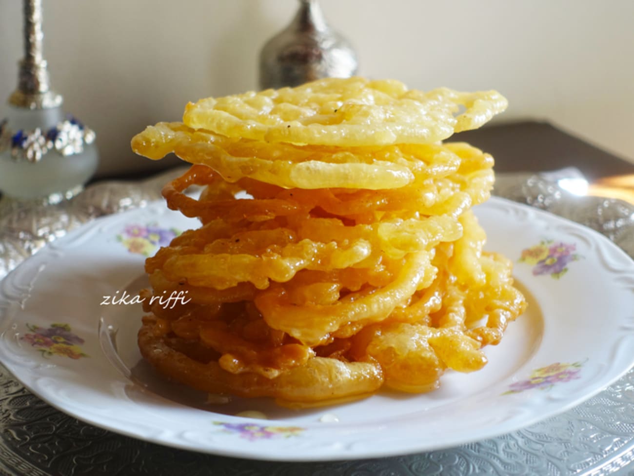 ZLABIA OU ZLEBIA ORIGINALE POUR RAMADAN : recette Zlabia