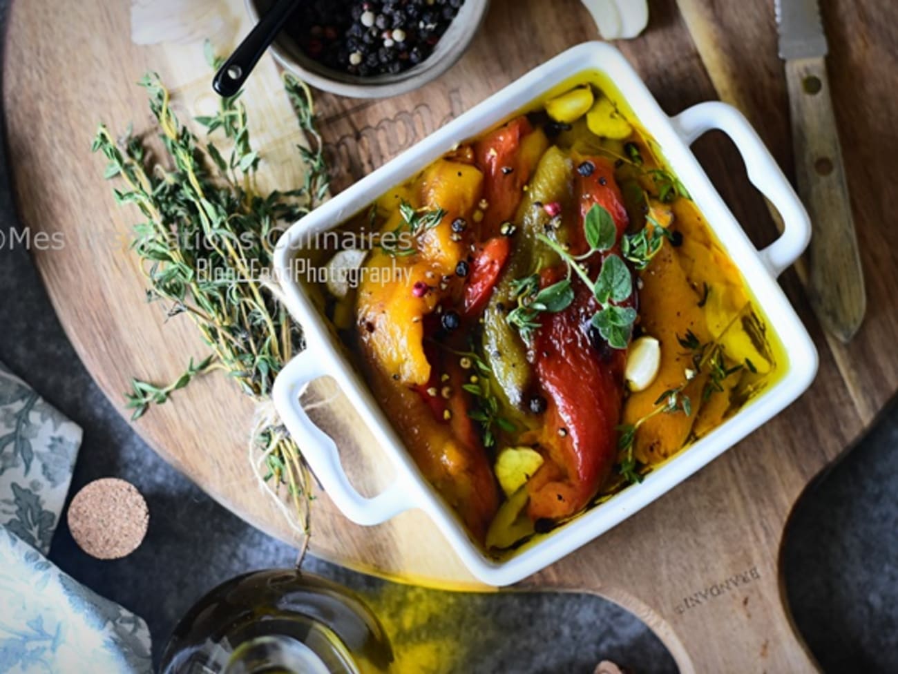 Poivrons confits a l'huile d'olive ail et thym - Recette par Mes ...