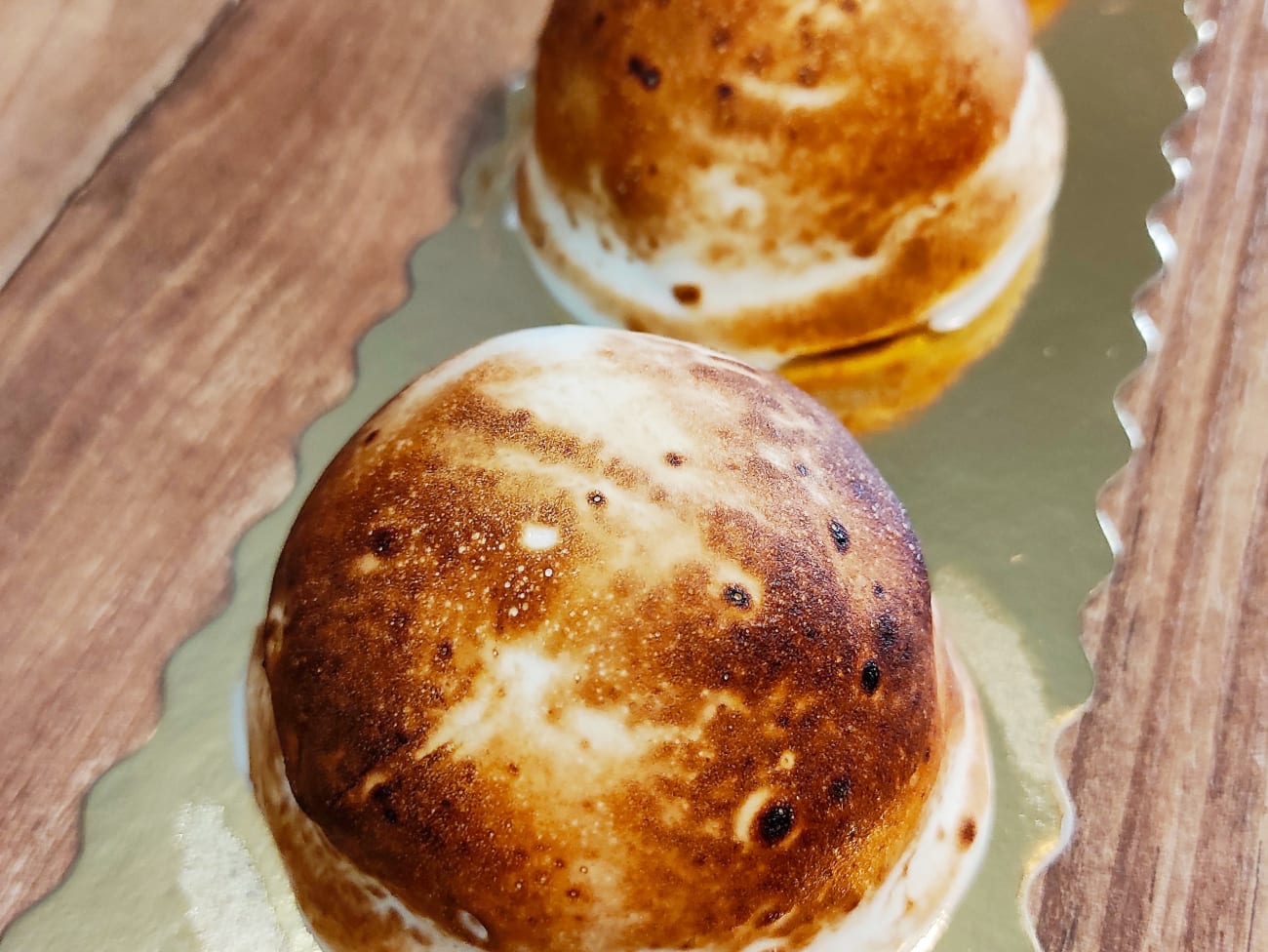 Dessert Alaska bomb poire-caramel - Recette par Popotte