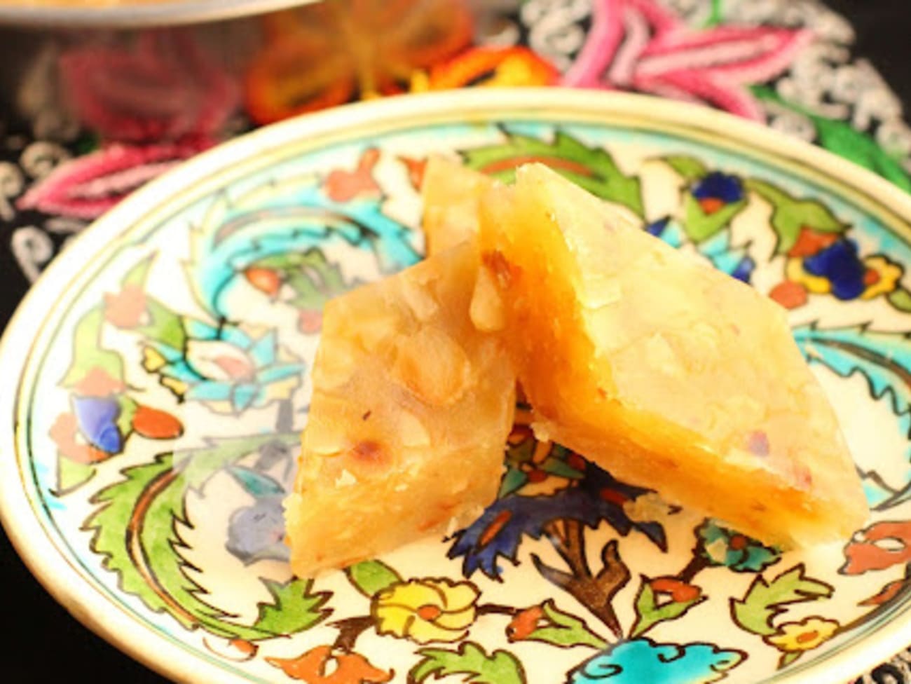 Halva de miel et d'amandes effilées à la turque : recette Halva de miel ...