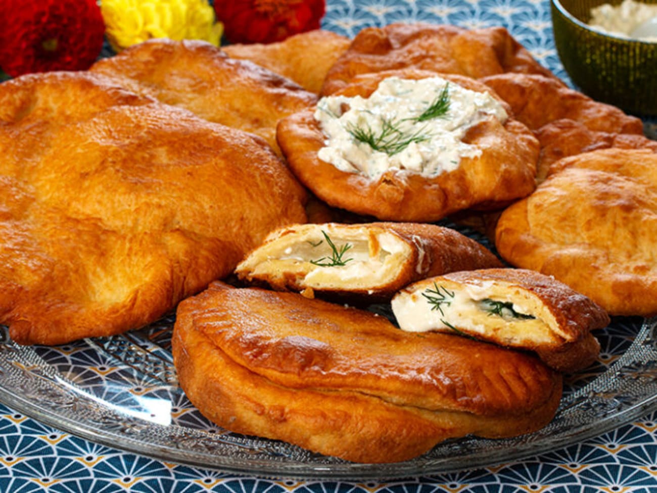 Lángos, pains frits hongrois : recette Lángos