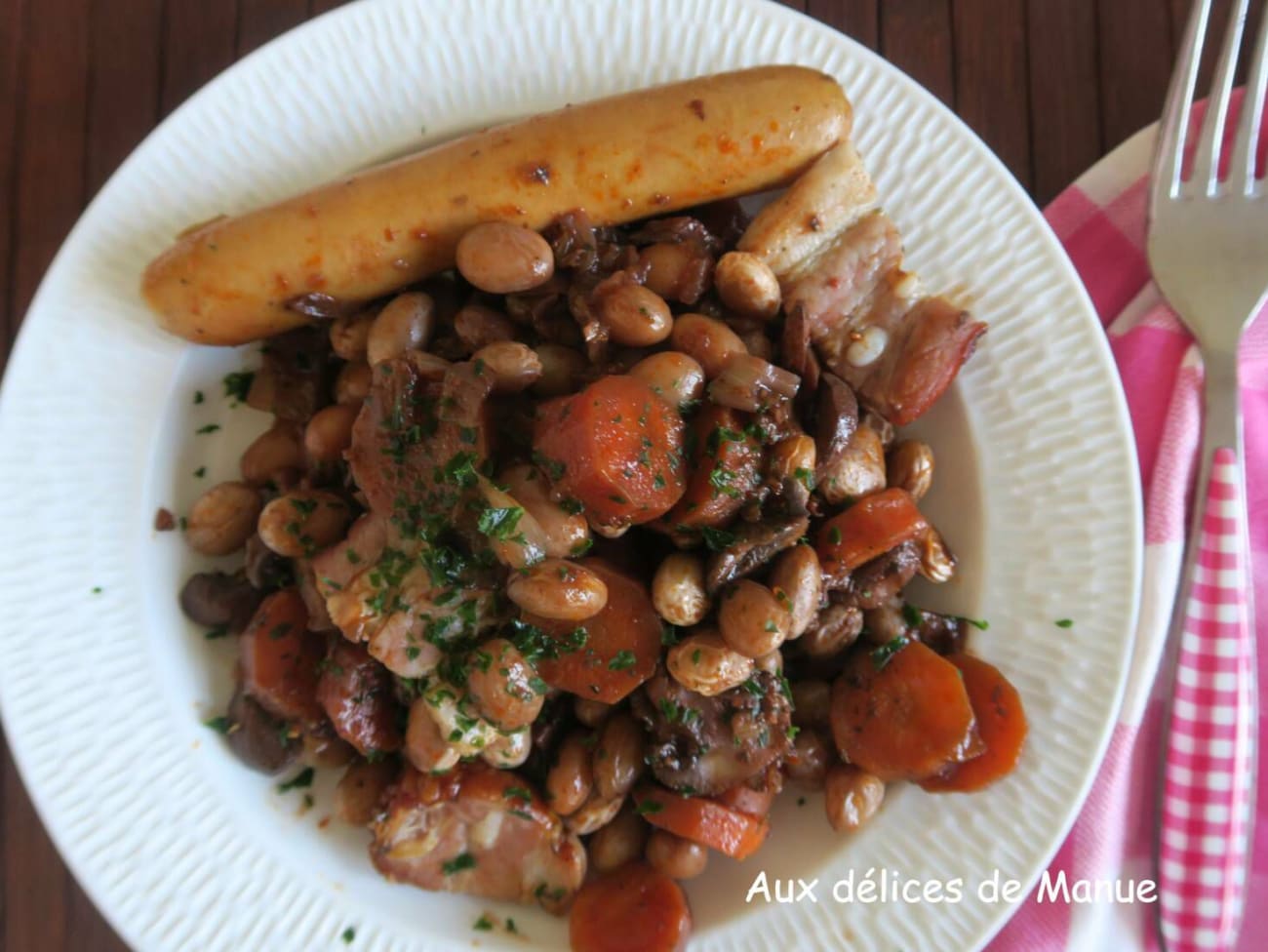 Haricots coco aux carottes et knacks au vin rouge, au Cookéo ou pas ...