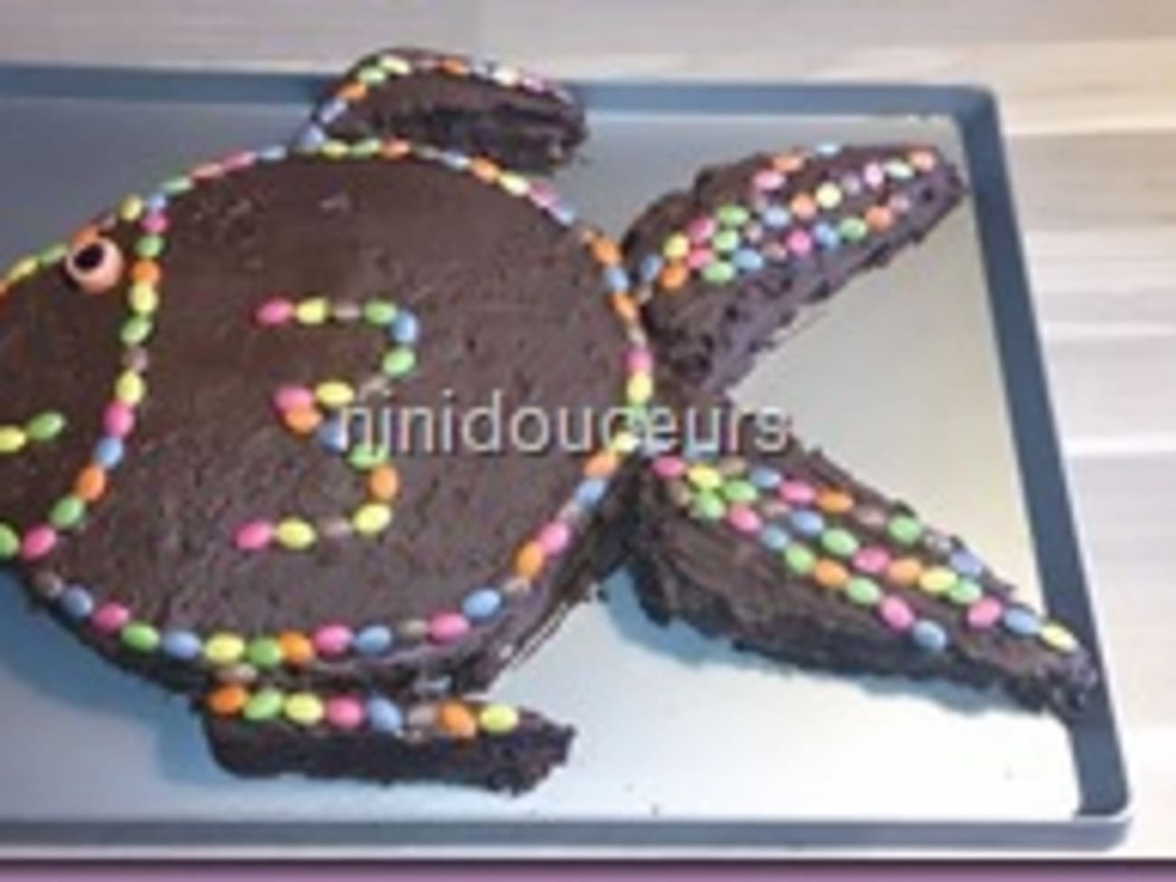 Gâteau de la forme d'un poisson pour un anniversaire : recette Gâteau ...