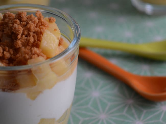 Verrines aux Pommes et au Fromage Blanc - Recette par Les Gourmandises ...