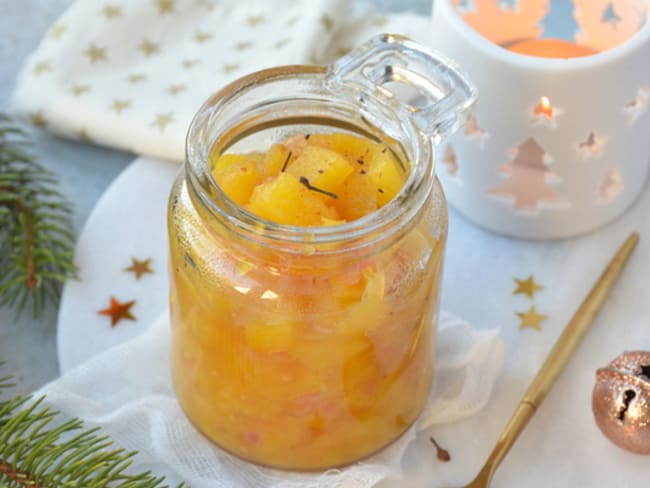 Chutney d'ananas au gingembre, piment et graines de coriandre - Recette ...