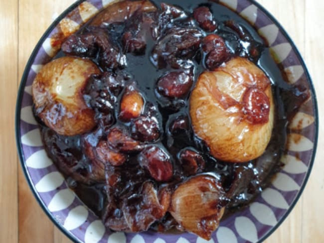 Compote d’oignons nouveaux en aigre-doux our accompagner fromages et ...